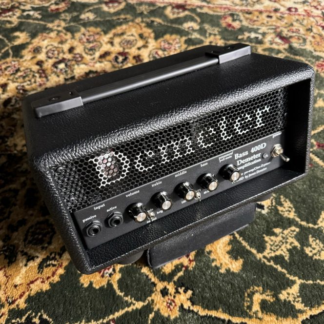 Demeter Amplification BASS400【緻密に計算されたチューブアンプのトーンを小型・軽量な筐体に 】｜島村楽器 アミュ ...