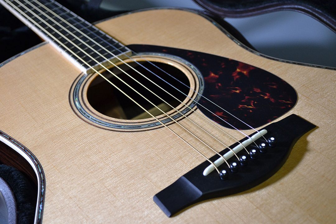 【アコースティックギター新入荷情報】これぞ国産の雄！YAMAHA LL56 Custom AREが入荷しました！｜島村楽器 イオンモール須坂店