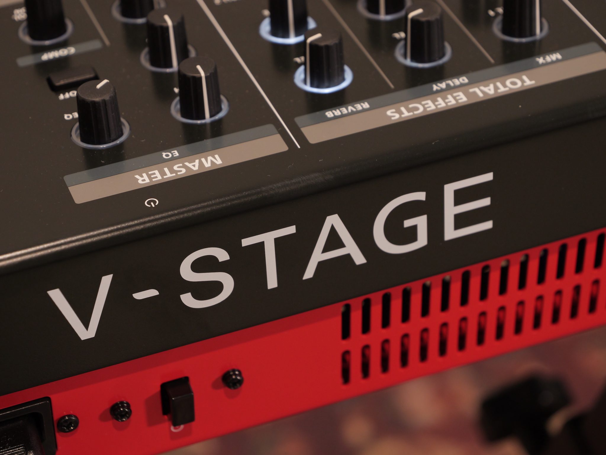 Roland V-STAGE 登場！極上のサウンドと圧倒的な使い易さを兼ね備えたプレミアム・ステージキーボード！｜島村楽器 名古屋パルコ店